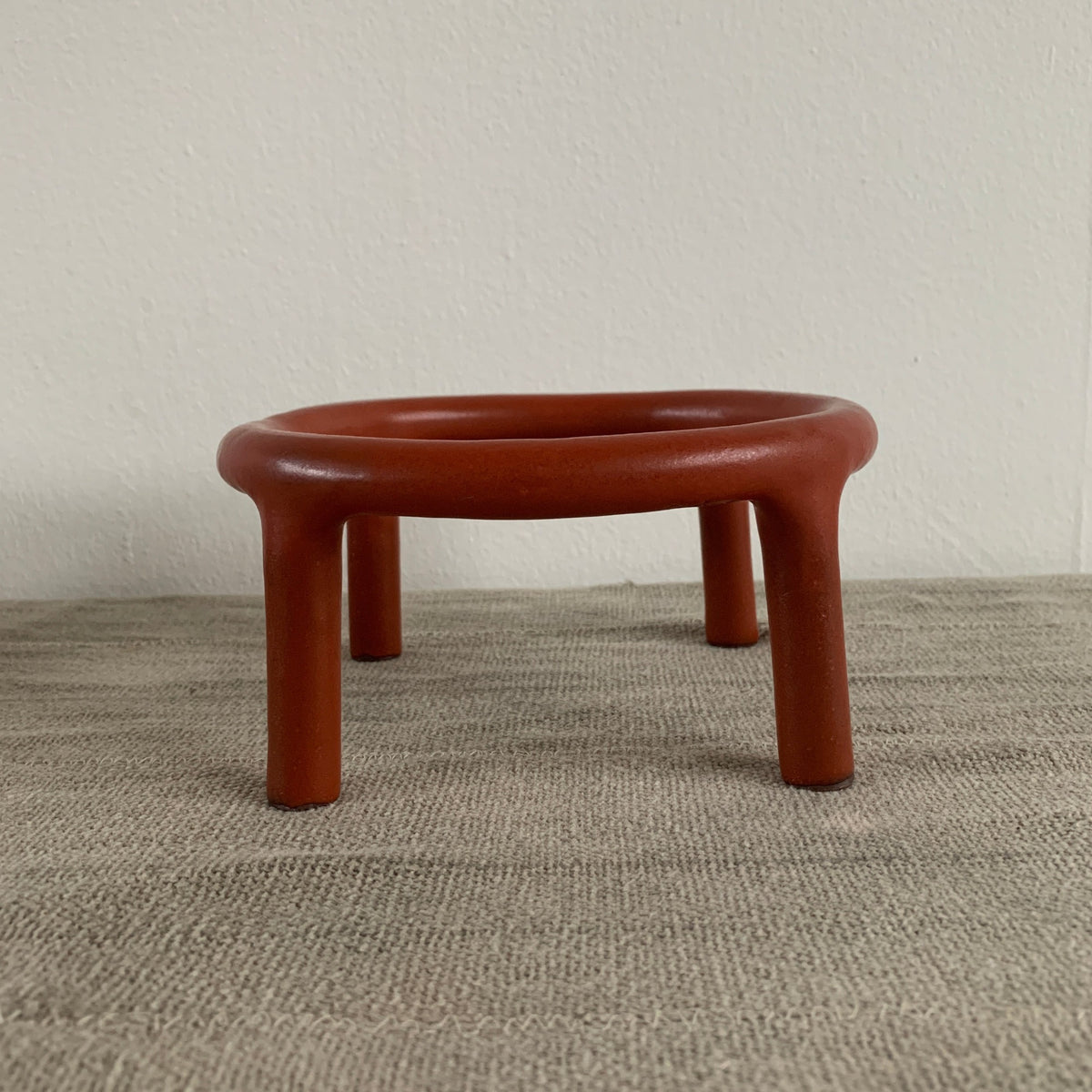 Stubby Plant Stand ~ Paprika – Lyon Lips Ceramics